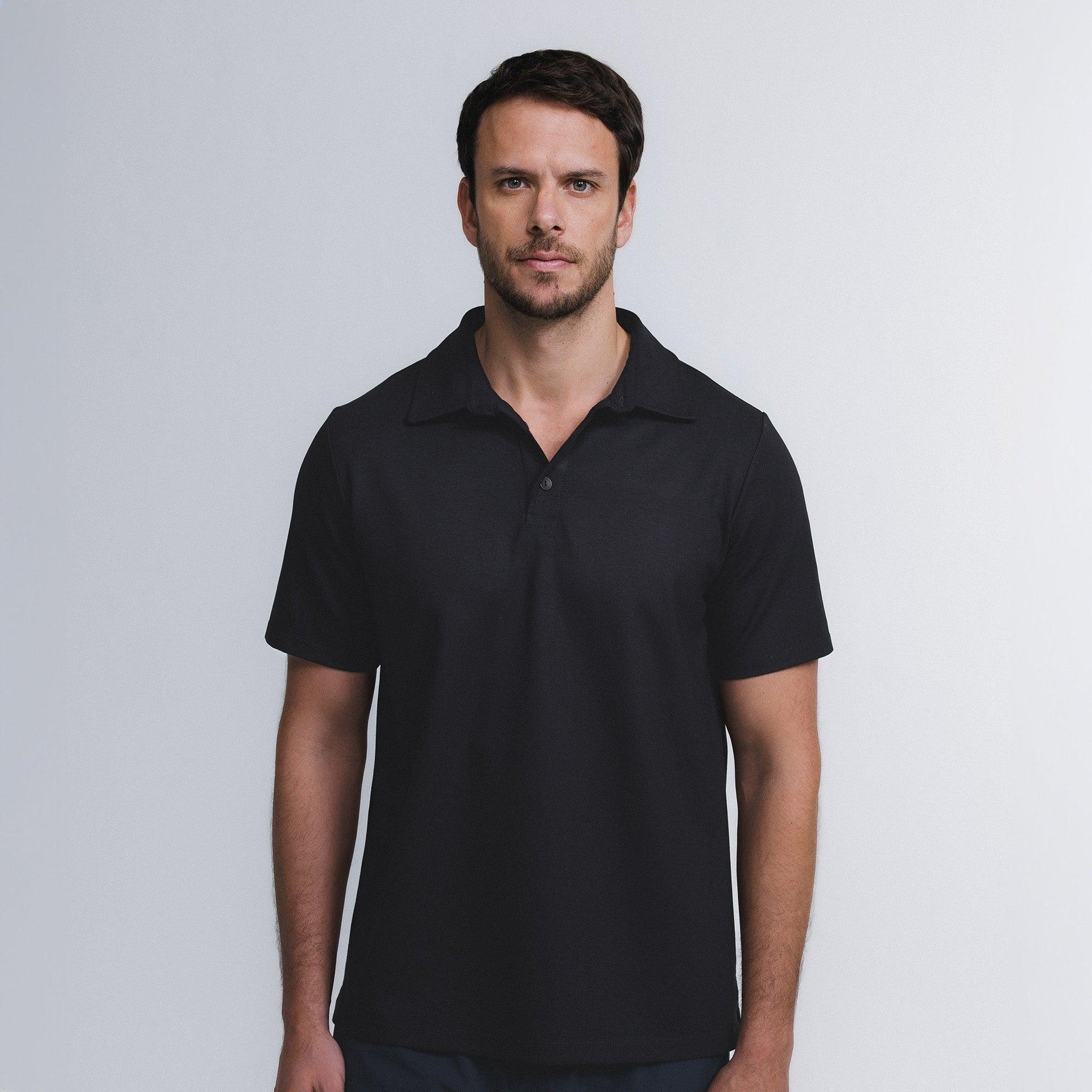 Camiseta Polo Core: Tech e Minimalista | Insider