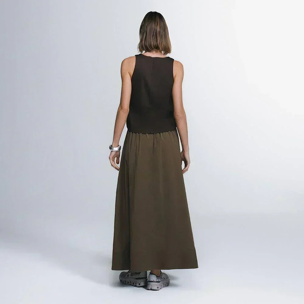 Saia Maxi Antiodor e Confortável | Insider