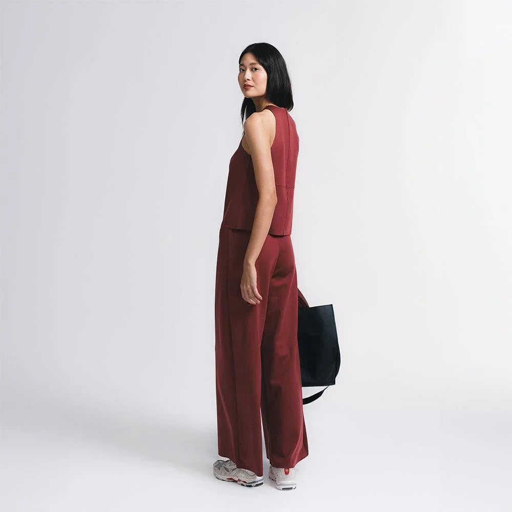 Minimal Top Feminino: design minimalista, tecido tecnológico e prático ...